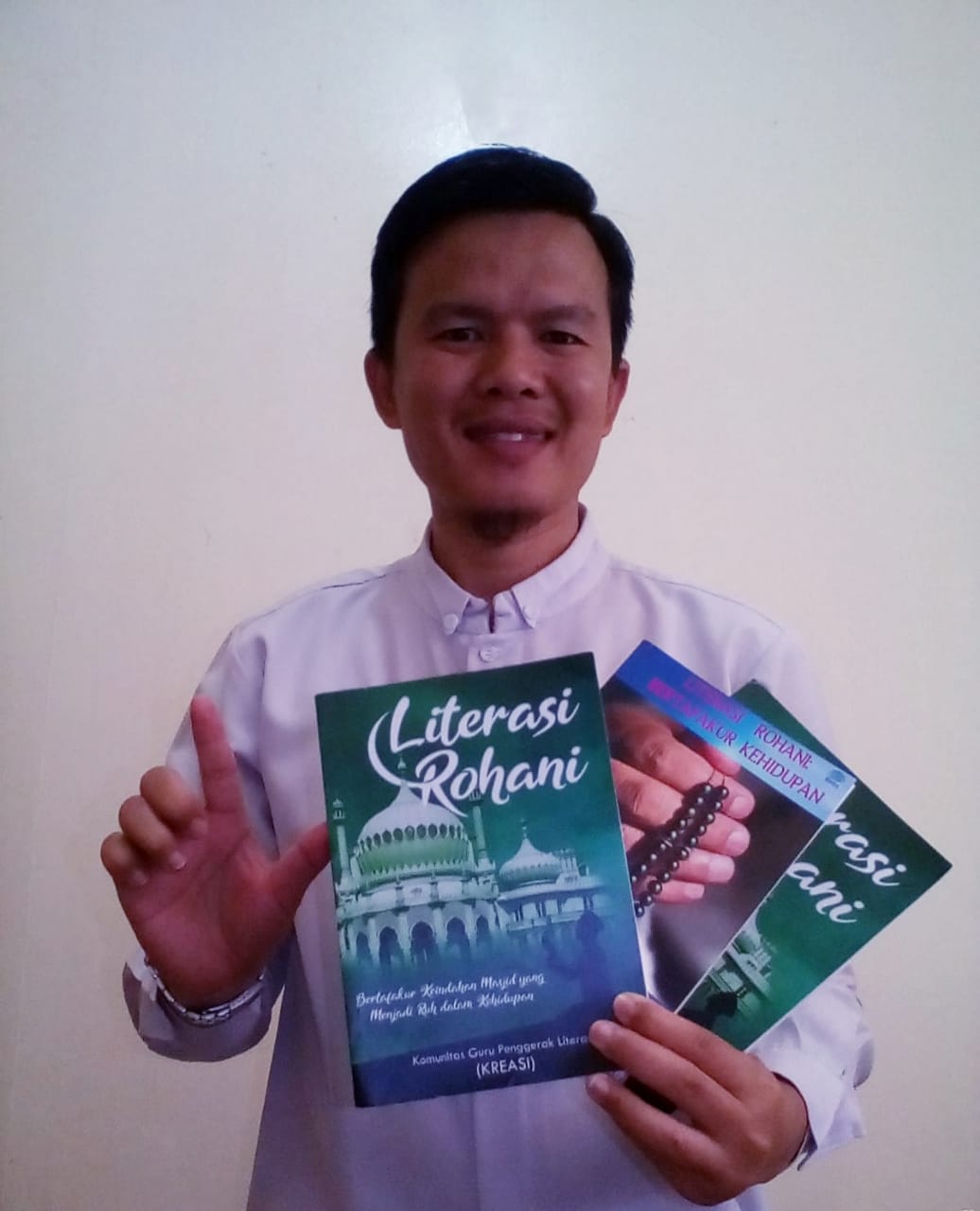 Puisi-puisi Ali Usman dan Ulasannya oleh Ragdi F. Daye - Scientia Indonesia